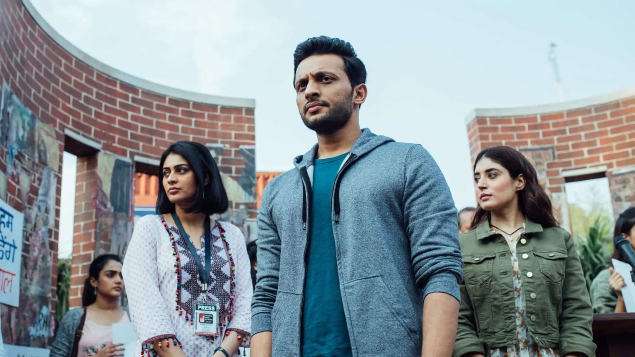 Amazon Prime's Tandav Review: Politics and Ambition | Leisurebyte