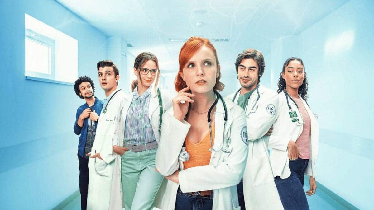 Lulli (2021) Review: Larissa Manoela’s Comedy Is Predictably but Not ...