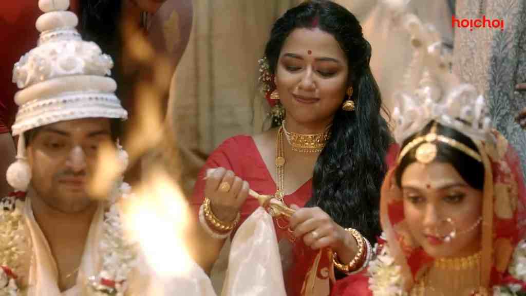 Sampurna (2022) Review: Sohini Sarkar, Rajnandini Paul Series is Gripping | Leisurebyte