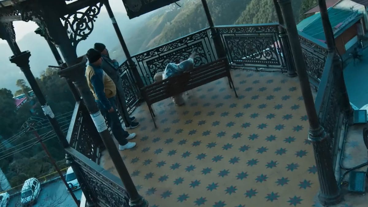 Cuttputlli Review: Akshay Kumar's Serial Killer Movie is Unexciting ...