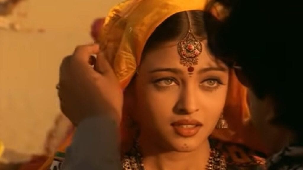 Happy Birthday Aishwarya Rai Bachchan: 10 Times the Actor Bewitched Us With Her Onscreen Looks ...