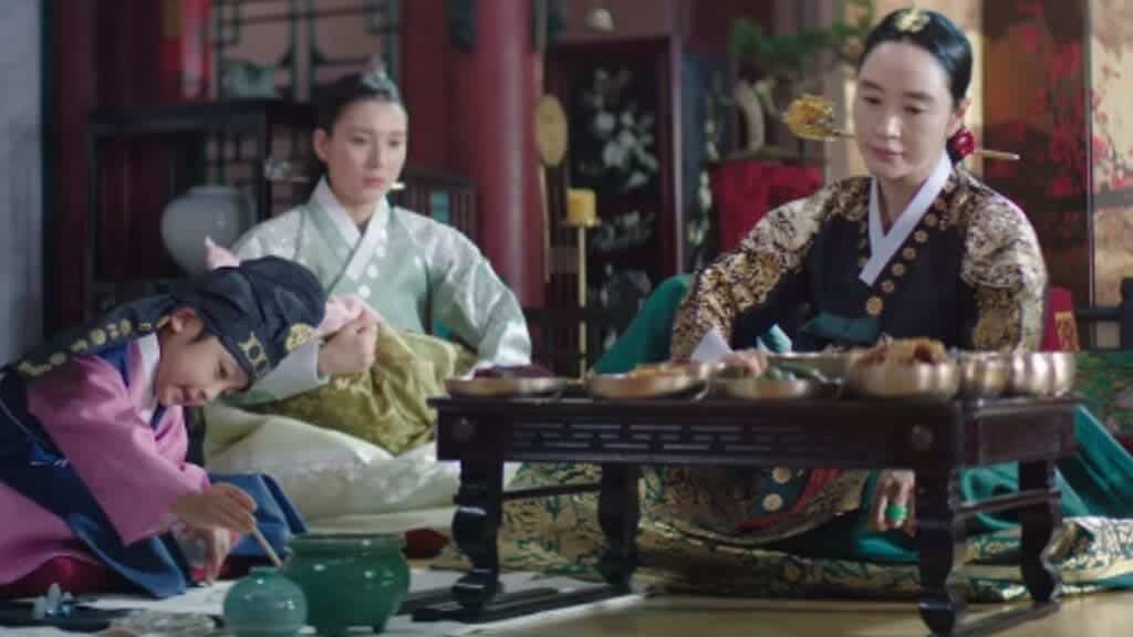 Under the Queen's Umbrella Episode 7 Preview: When, Where and How to ...