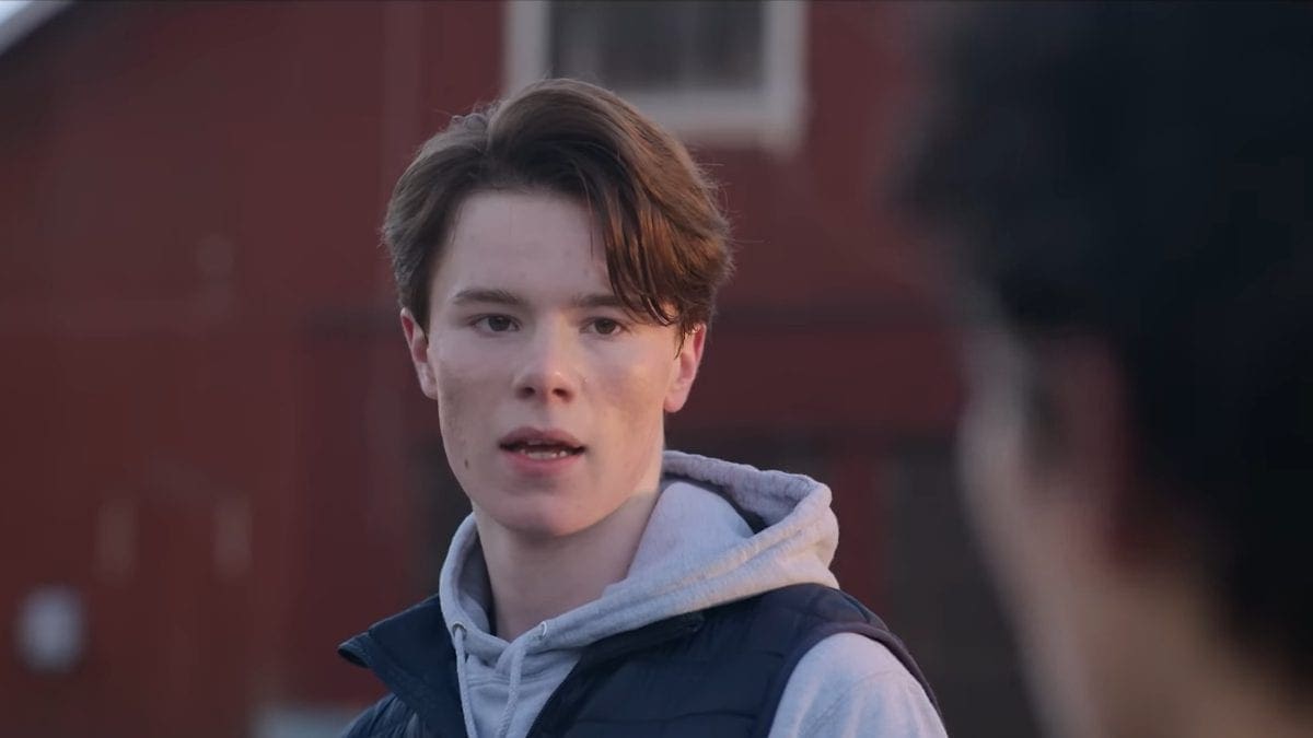 Young Royals Season 2 Trailer: Prince Wilhelm-Simon Relationship Takes ...