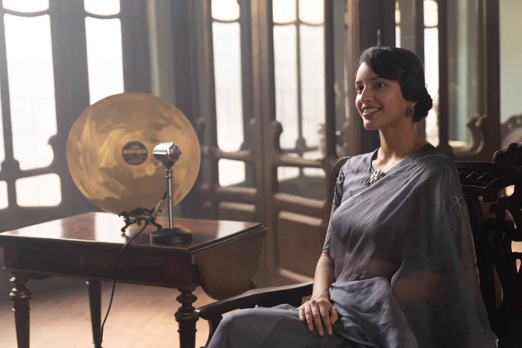 Qala Review: Triptii Dimri, Swastika Mukherjee Star in a Haunting Drama ...