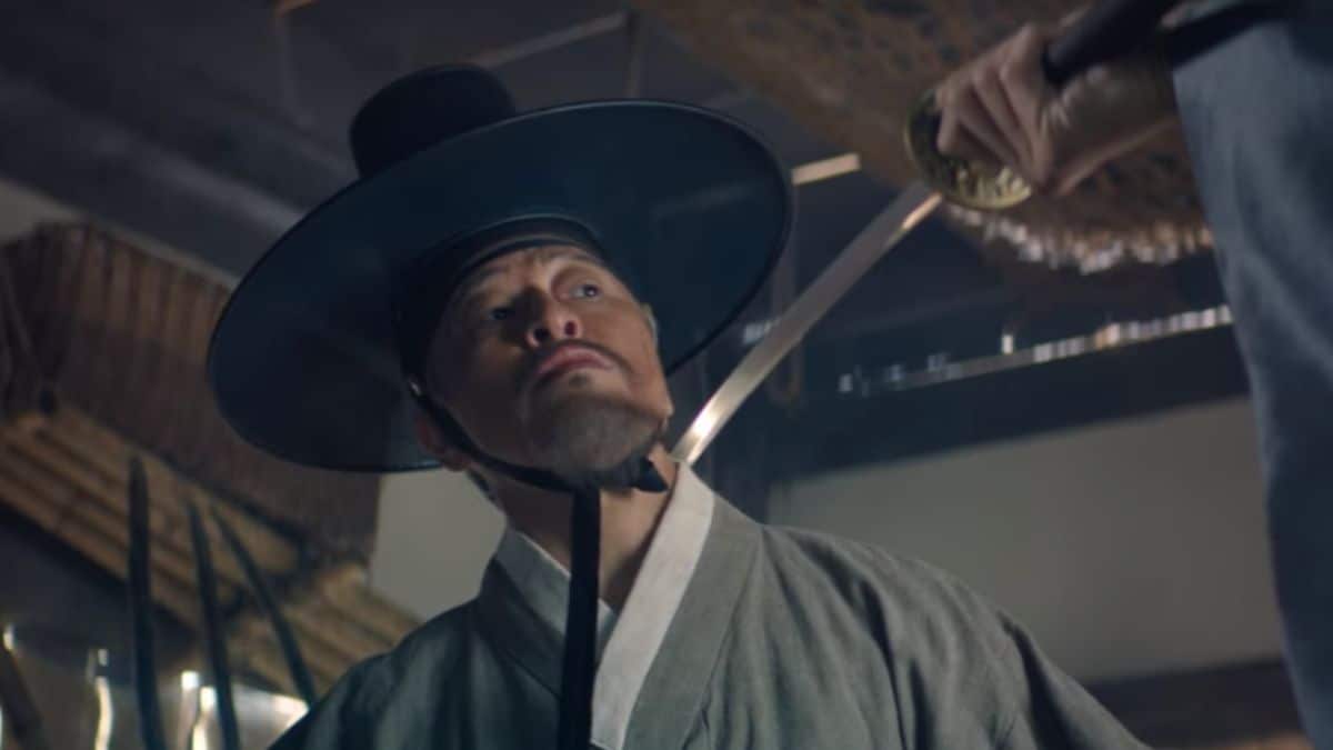 Under the Queen's Umbrella Episode 13 Recap and Review: An Unlikely ...