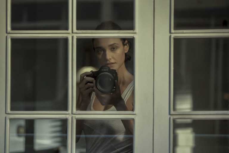 Lady Voyeur Everything About The Upcoming Steamy Portuguese Crime Thriller Leisurebyte