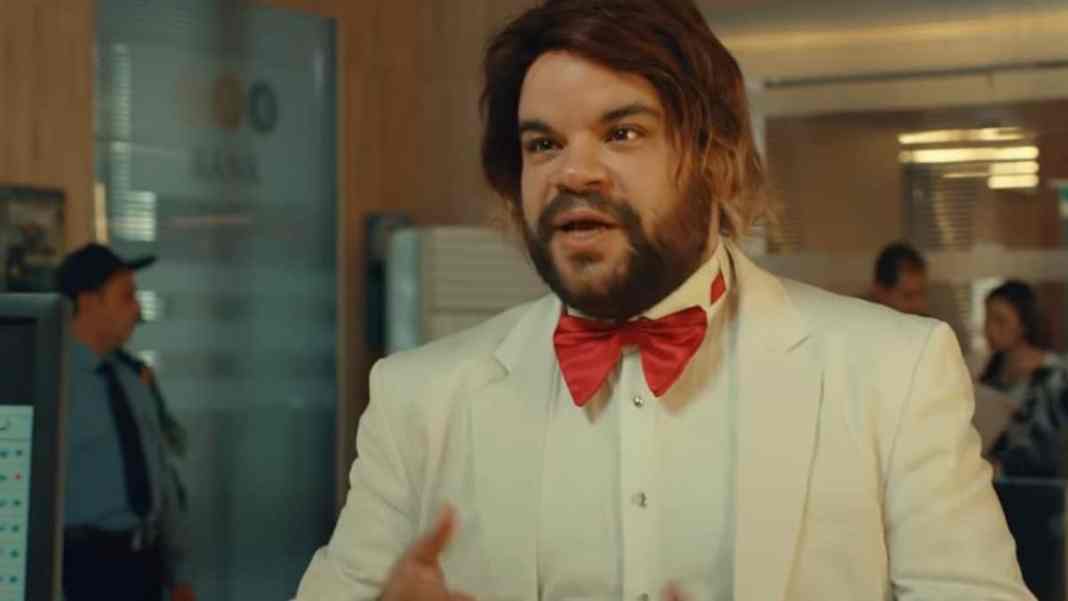 The Master Plan Review: Fitting Comedy Punch Saves this Blind Heist ...
