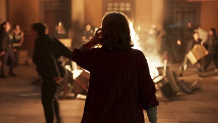 Noise Ending Explained: Does Julia Actually Finds Gertrudis? | Leisurebyte