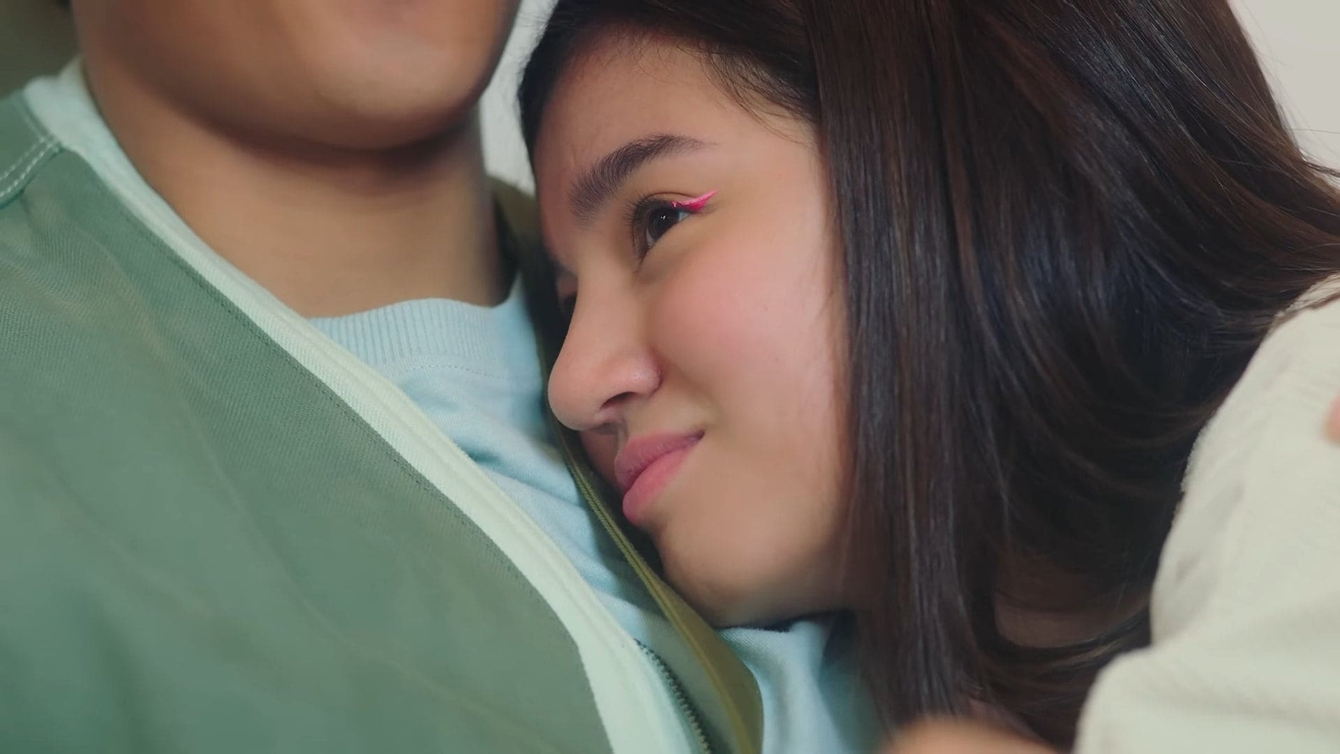 An Inconvenient Love Review: Donny Pangilinan, Belle Mariano Film is Cute | Leisurebyte