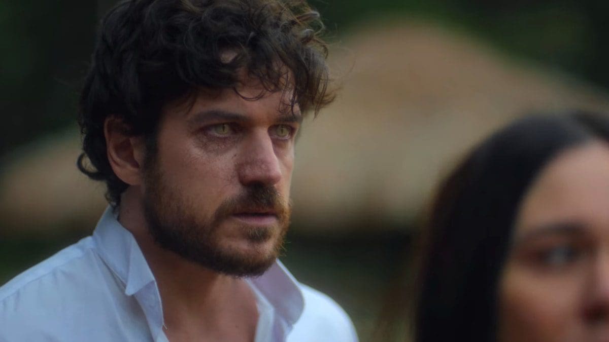 Invisible City Season 2 Ending Explained: Did Eric Save Luna? What ...