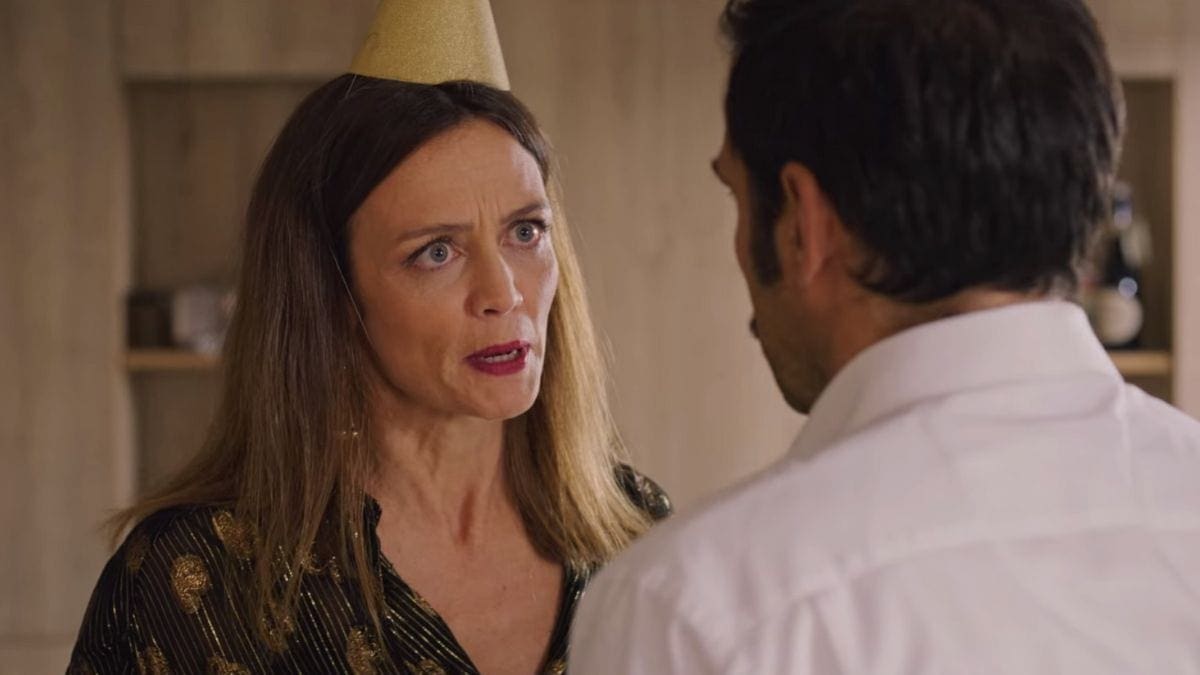 Still Time Review: Poignant and Sweet Understanding of Complicated Relationships | Leisurebyte