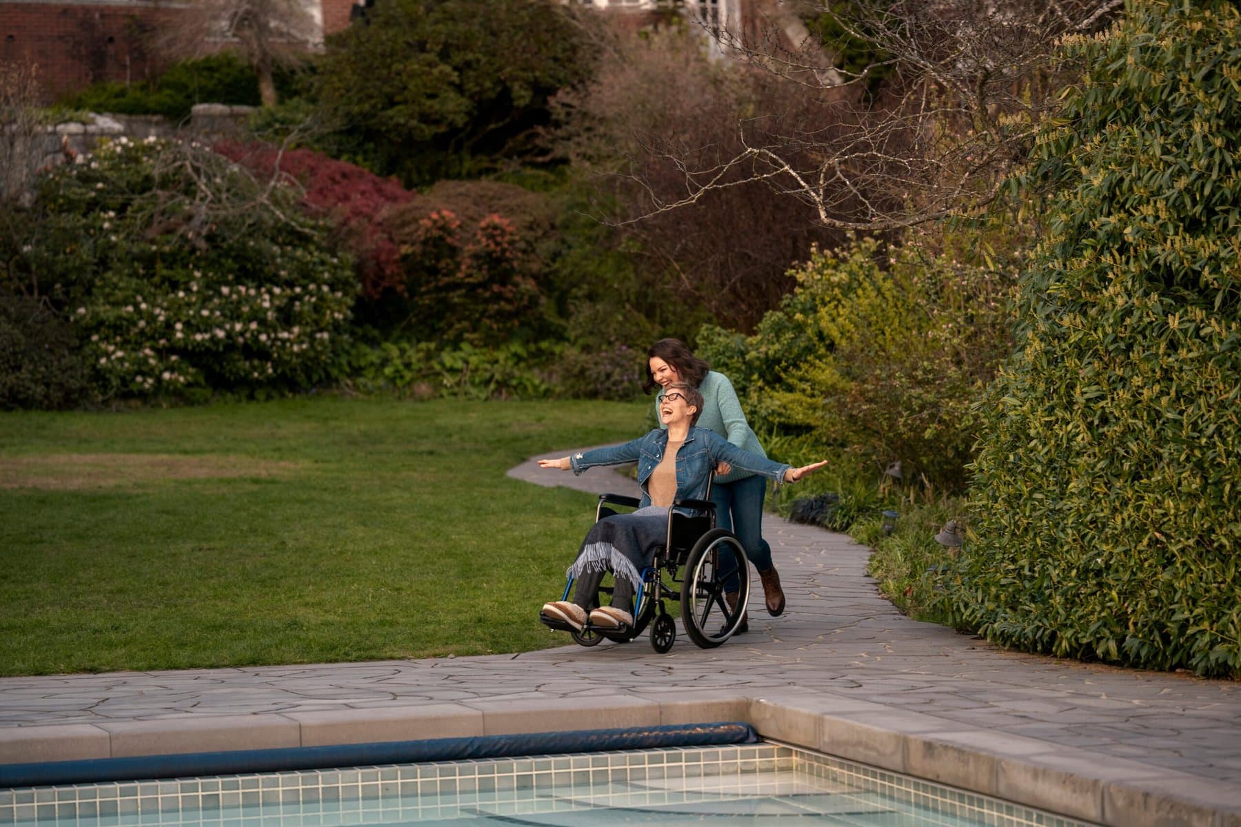 Firefly Lane Season 2 Part 2 Ending Explained: Did Kate Beat Cancer ...