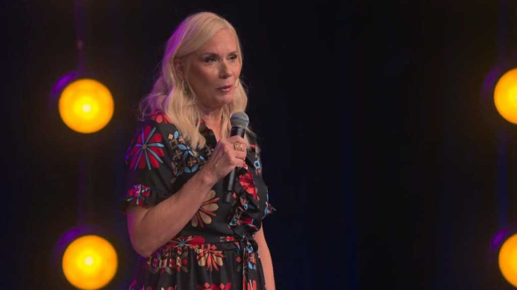 Leanne Morgan: I'm Every Woman Review: Relatable, Smart and Welcoming ...