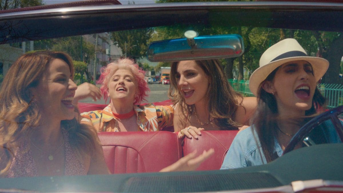 Queens on the Run Review: 4 Women on a Road Trip that Goes in a Bizarre ...