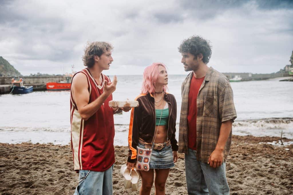 Turn of the Tide Review: Great Acting and Locations Overshadowed the ...