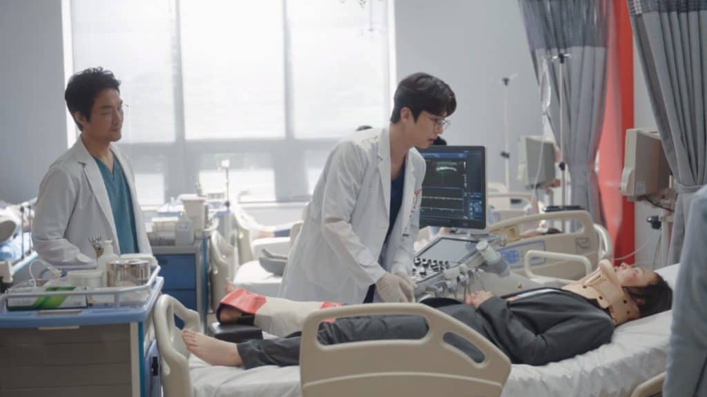 Dr Romantic Season 3 Episode 10 Recap and Review: Seo Woo-jin Injures ...