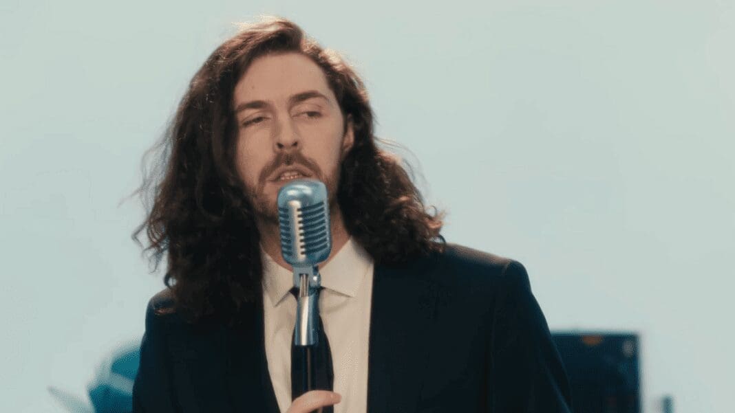 8 Romantic Hozier Songs to Woo Your Partner: Movement, Sunlight and More | Leisurebyte