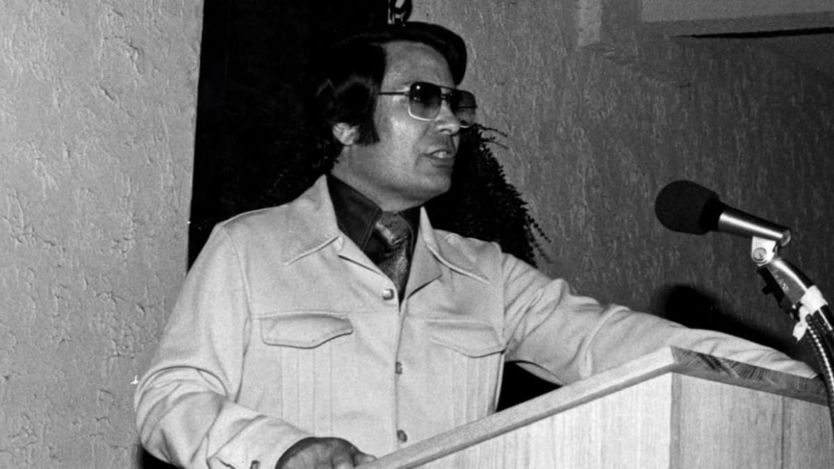 How to Become a Cult Leader: What Were Their Motives? What Happened to ...