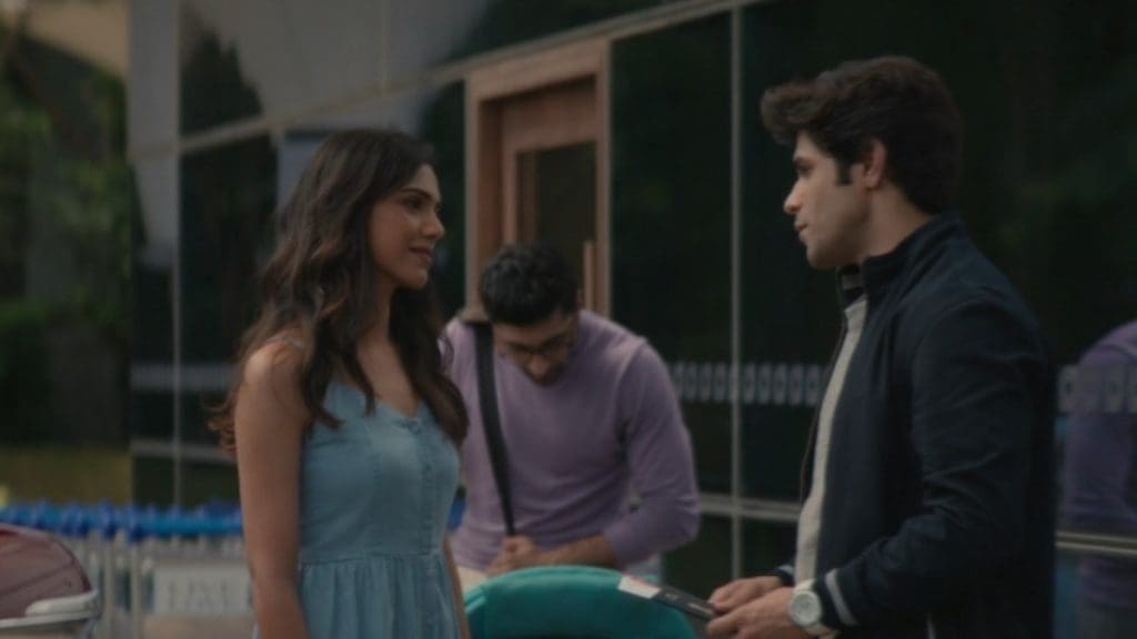 Ishq-E-Nadaan Review: A Beautiful Love Tale That's Stuck in Time Gets ...