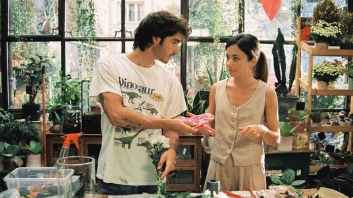 A Perfect Story Review: An All Over the Place Superficial Romance That ...