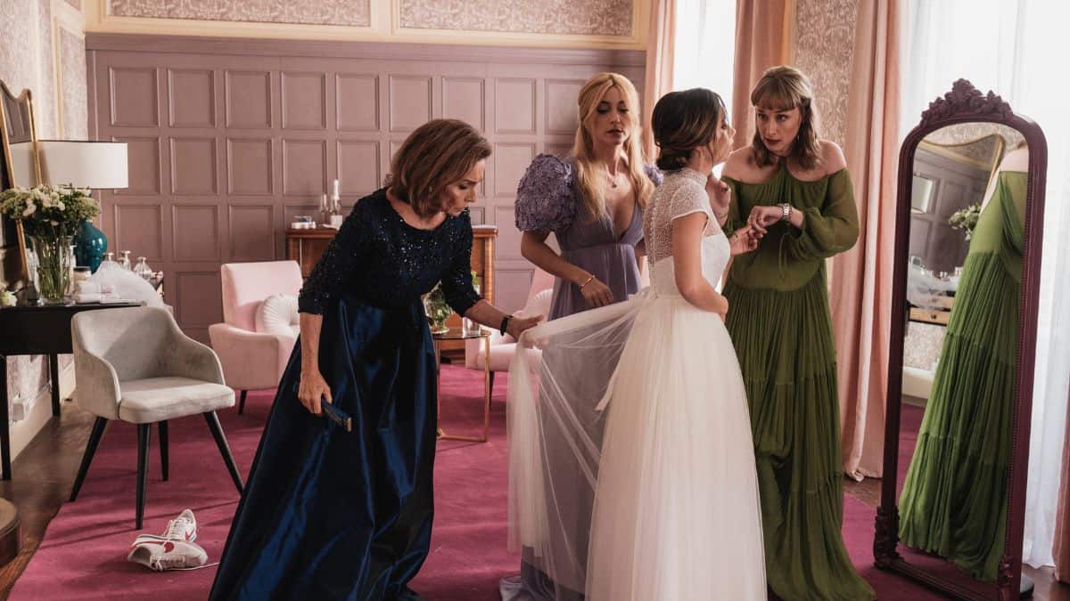 A Perfect Story Review: An All Over the Place Superficial Romance That ...