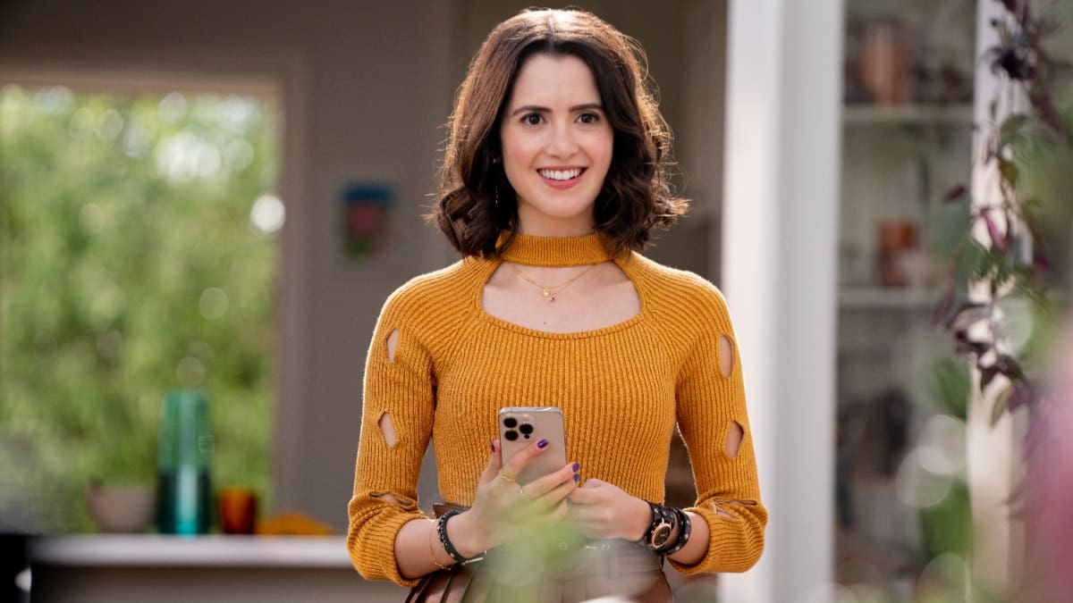 Choose Love Review: Netflix's Interactive Rom-Com Choices Are Lame ...