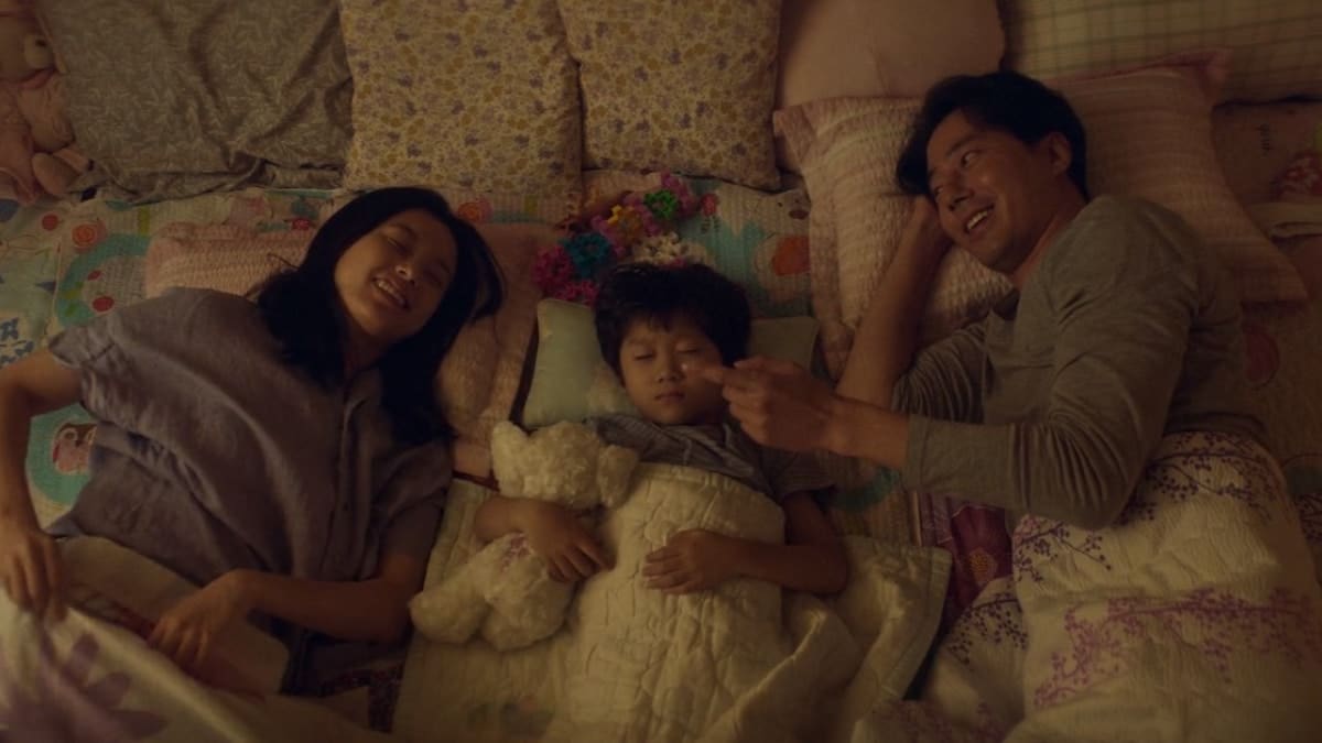 Moving Episodes 12 and 13 Reactions: Ju-won and Doo-sik's Tragic Family ...