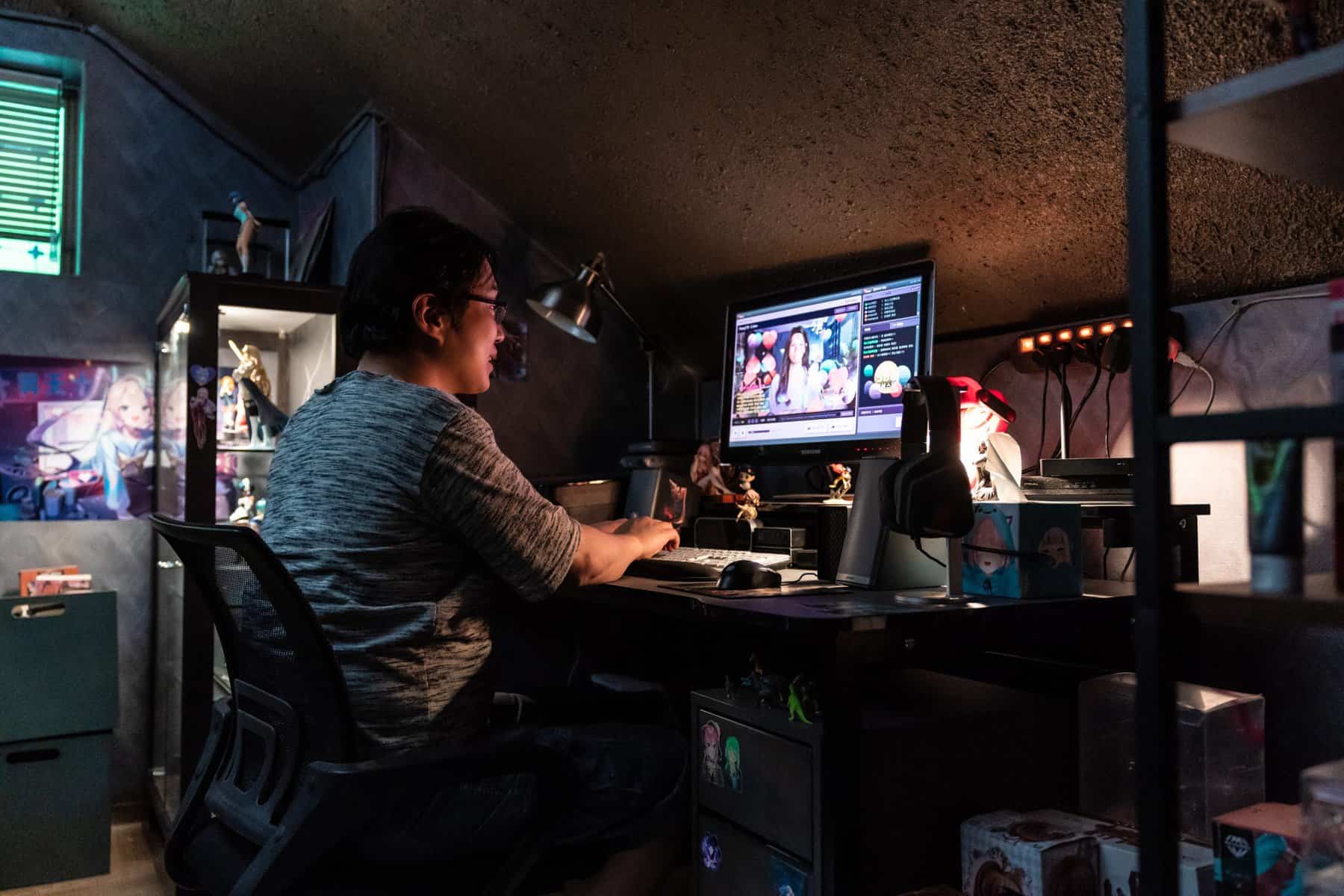 Mask Girl Review: Twisted Game of Betrayals is Not What You'd Expect ...