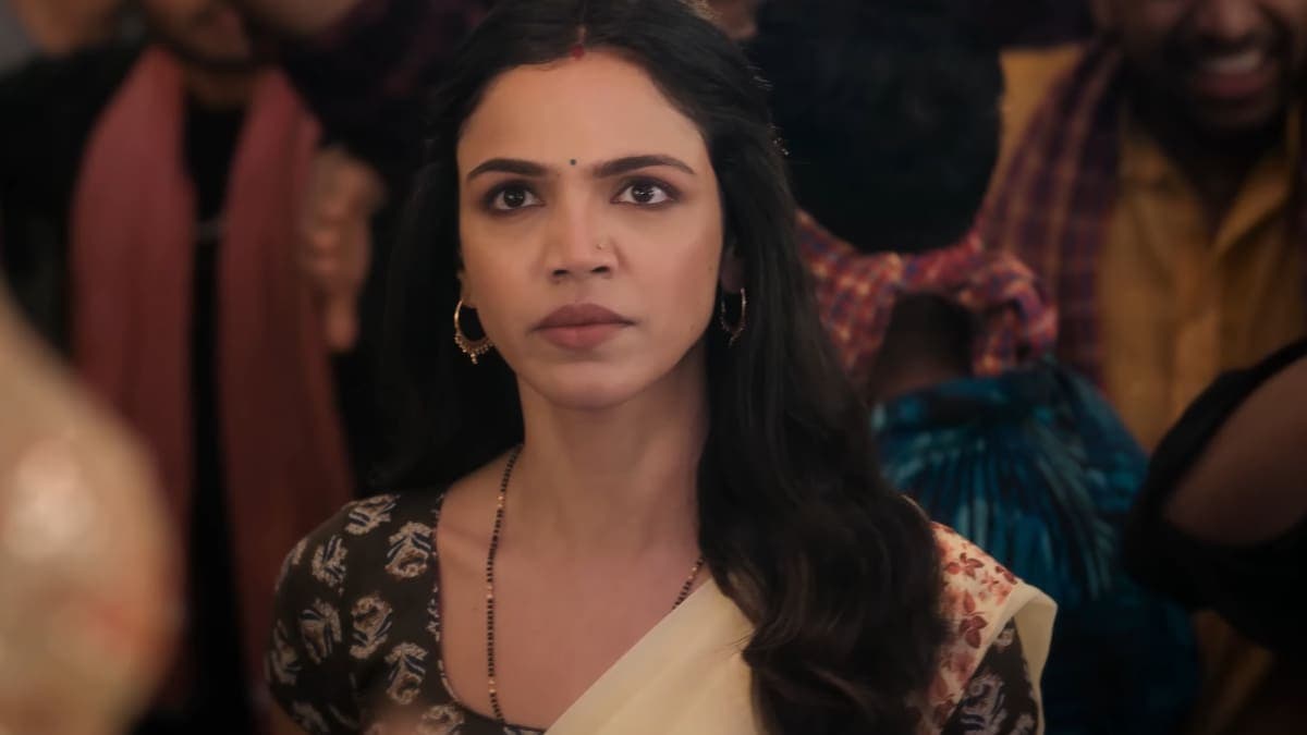 Dry Day Review: Jitendra Kumar and Shriya Pilgaonkar Starrer Falls ...