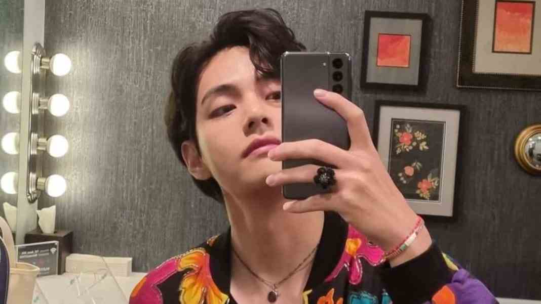 BTS' V aka Kim Taehyung Reveals His New Haircut, and It Will Wipe Away ...