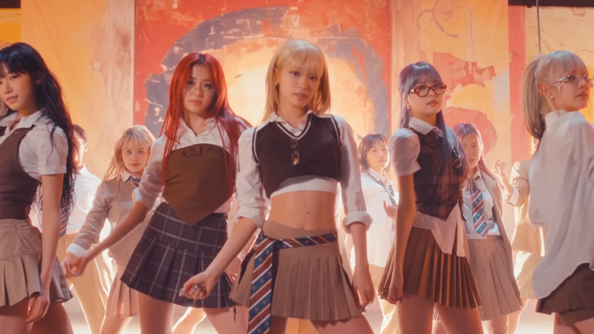 LE SSERAFIM Smart MV Review: Visually Stunning with Mesmerising Moves This B-Side Track is ...