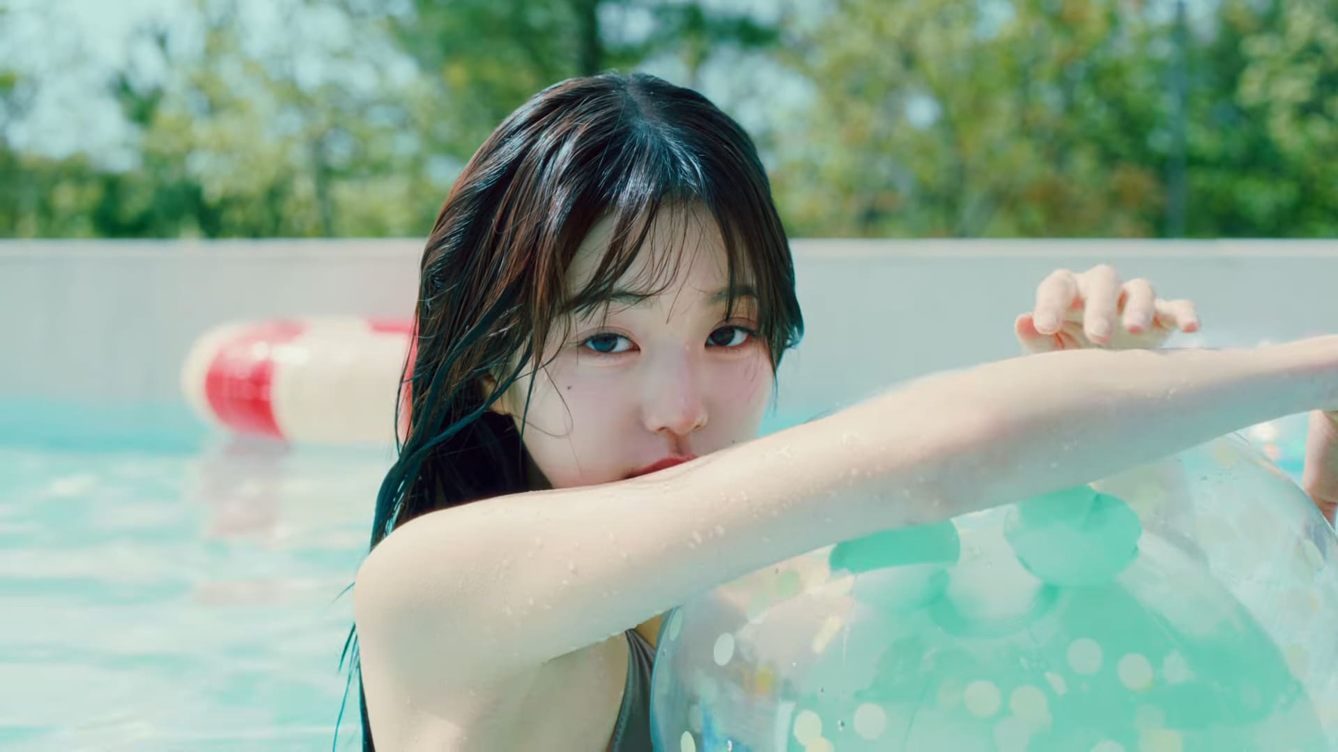 IVE Accendio MV Review: Magical World of Visual Splendour and Melodic ...