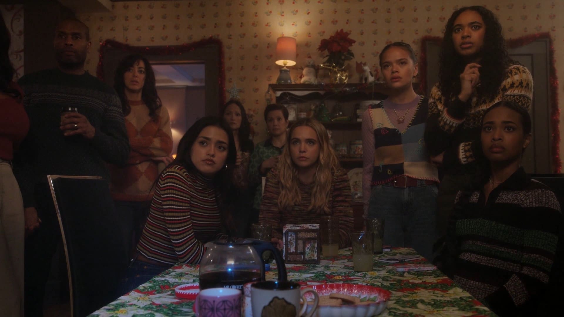 Pretty Little Liars Season 2 Episode 1 and 2 Review: The Horrors Follow ...