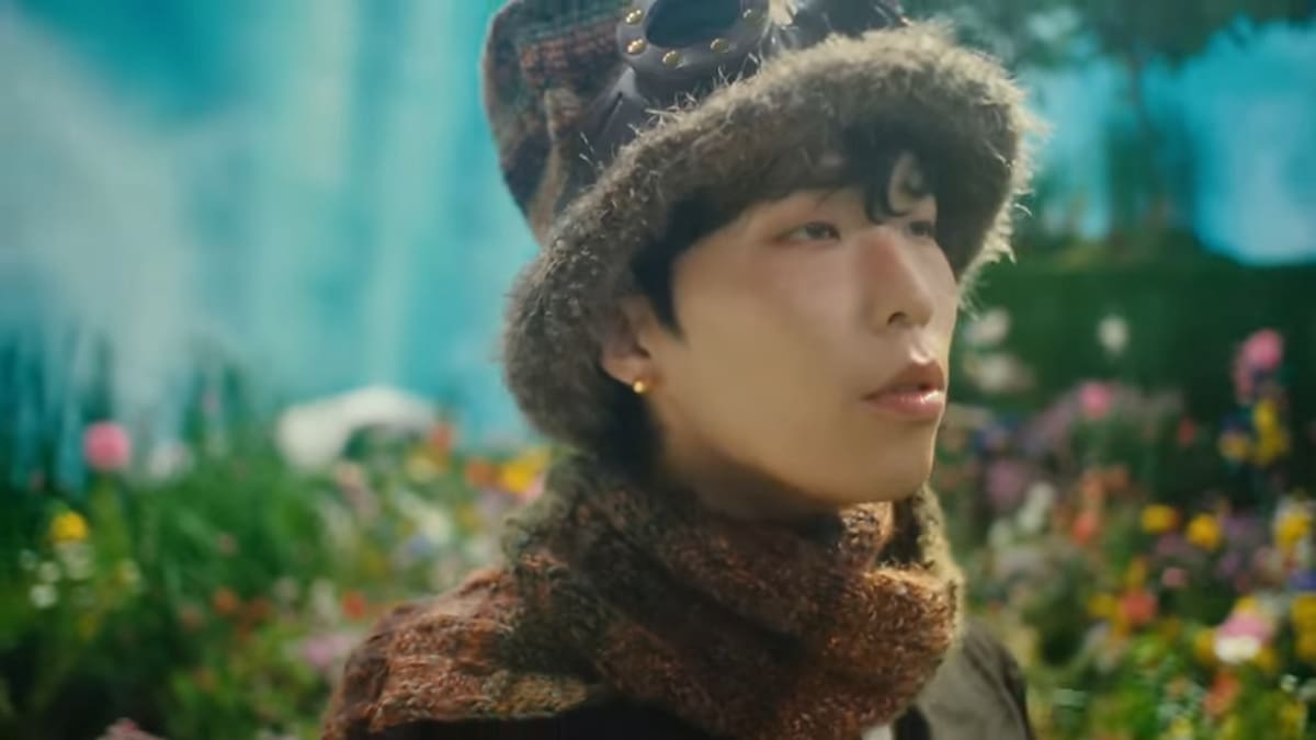 AKMU Hero MV Review: Fairy Tale Representation with Nostalgic Vibes and Soothing Vocals ...