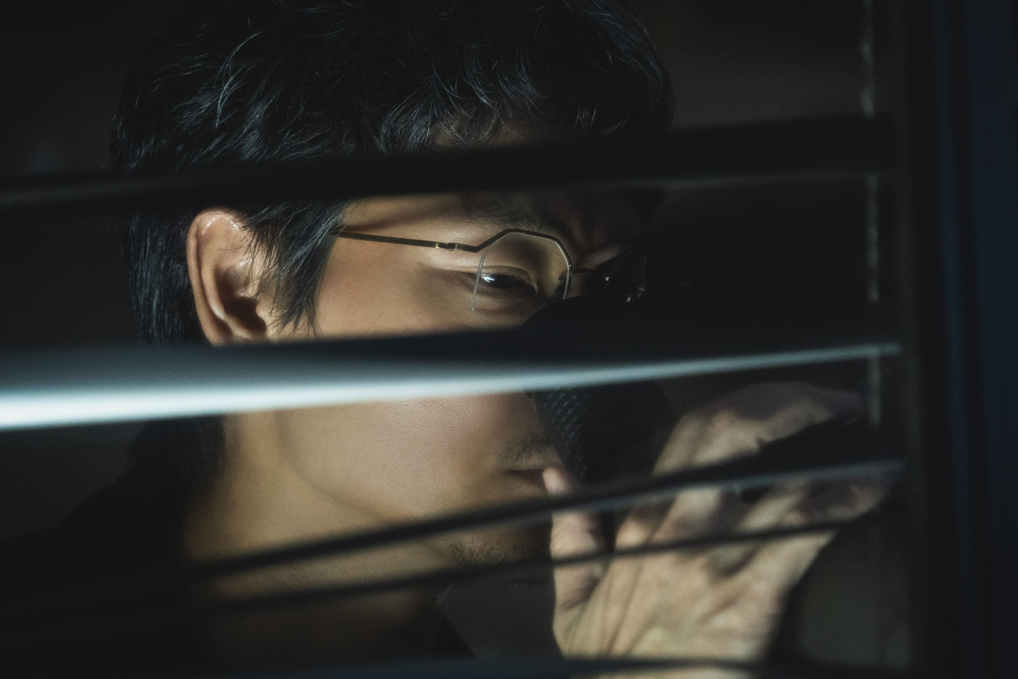 Tokyo Swindlers Review: Go Ayano Series is Memorable and Entertaining | Leisurebyte