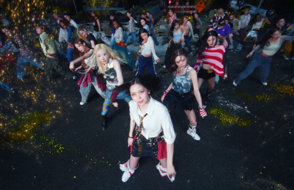 ITZY Gold MV Review | Leisurebyte