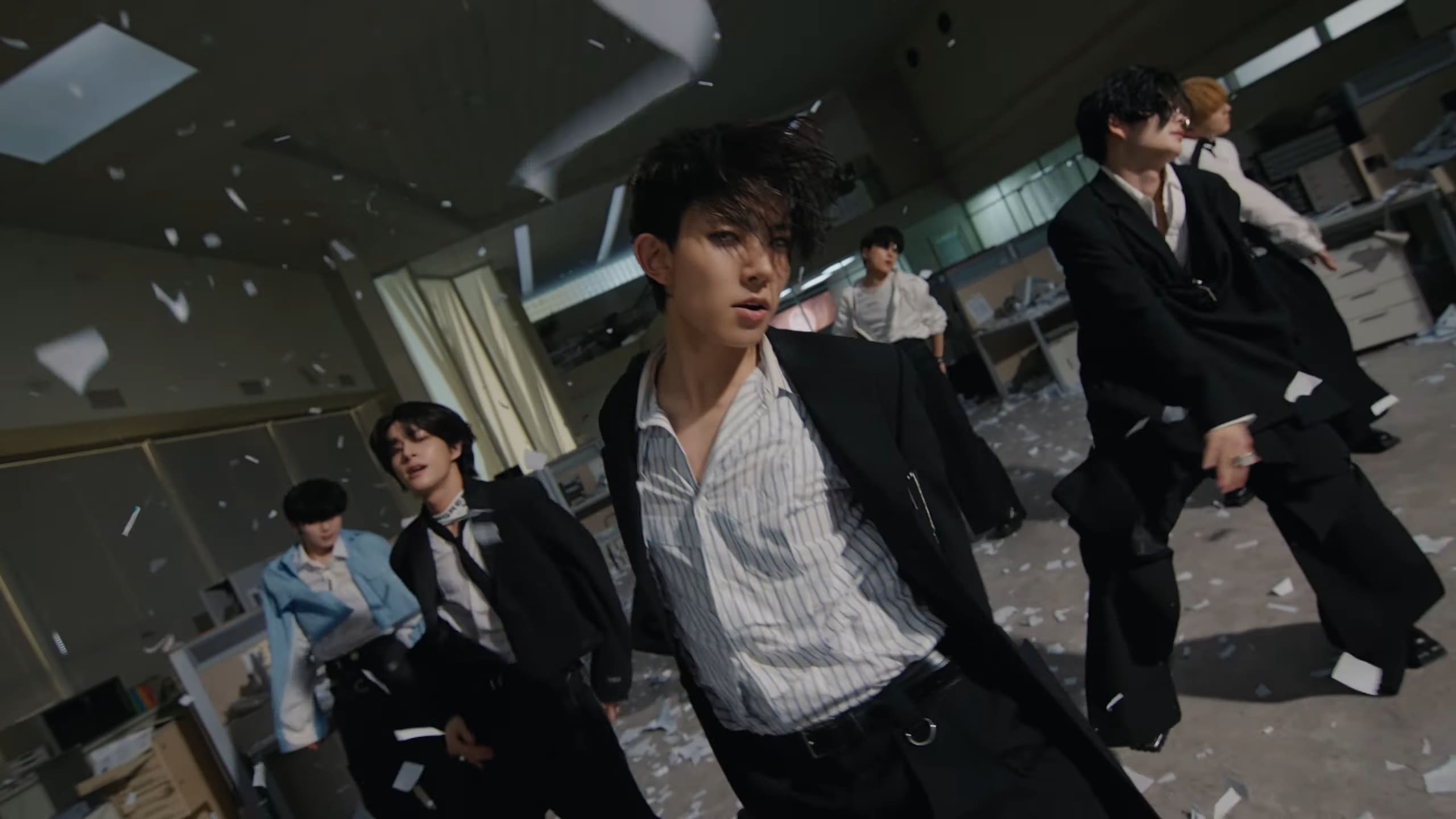 ENHYPEN No Doubt MV Review | Leisurebyte