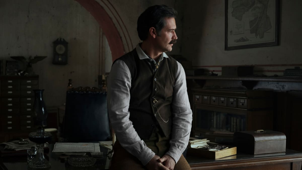 Pedro Páramo Ending Explained: Did Juan Escape Comala? Who Killed Pedro ...