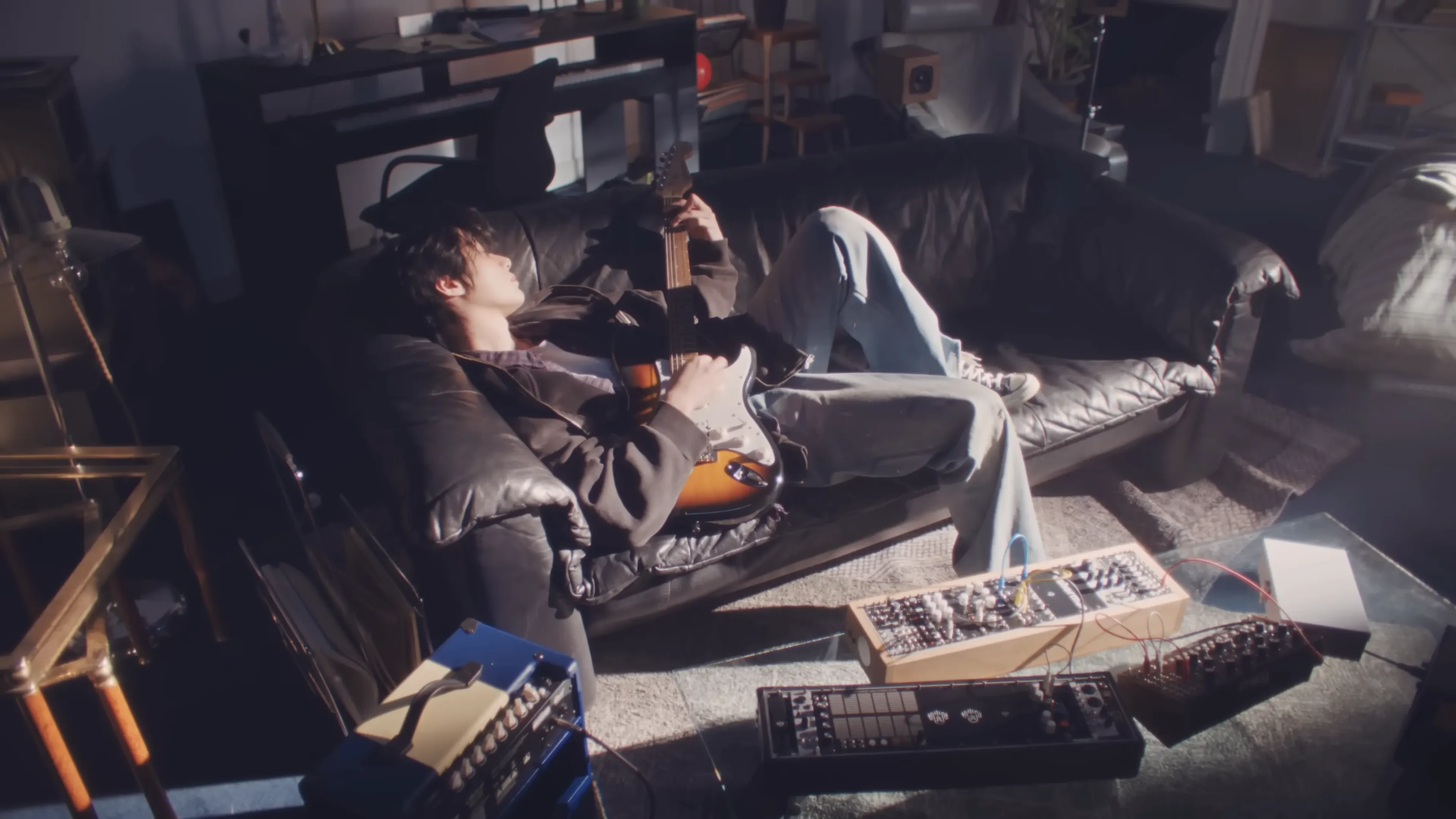 TXT Beomgyu Panic MV Review: A Song That Relates to the Heart and Says ...