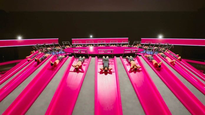 Final Draft Review: Entertaining in Every Possible Way... Just Not Very Different! | Leisurebyte